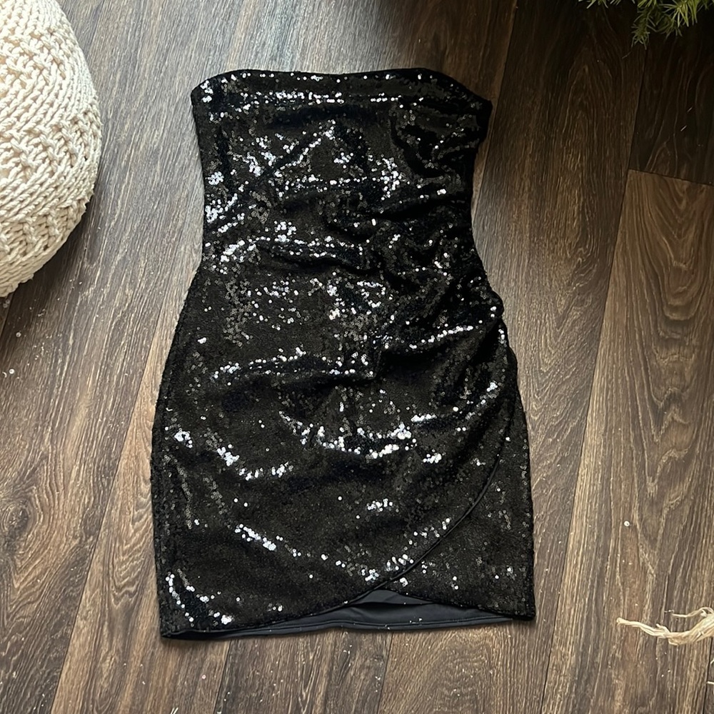 Dynamite Sequin Dress - Gem